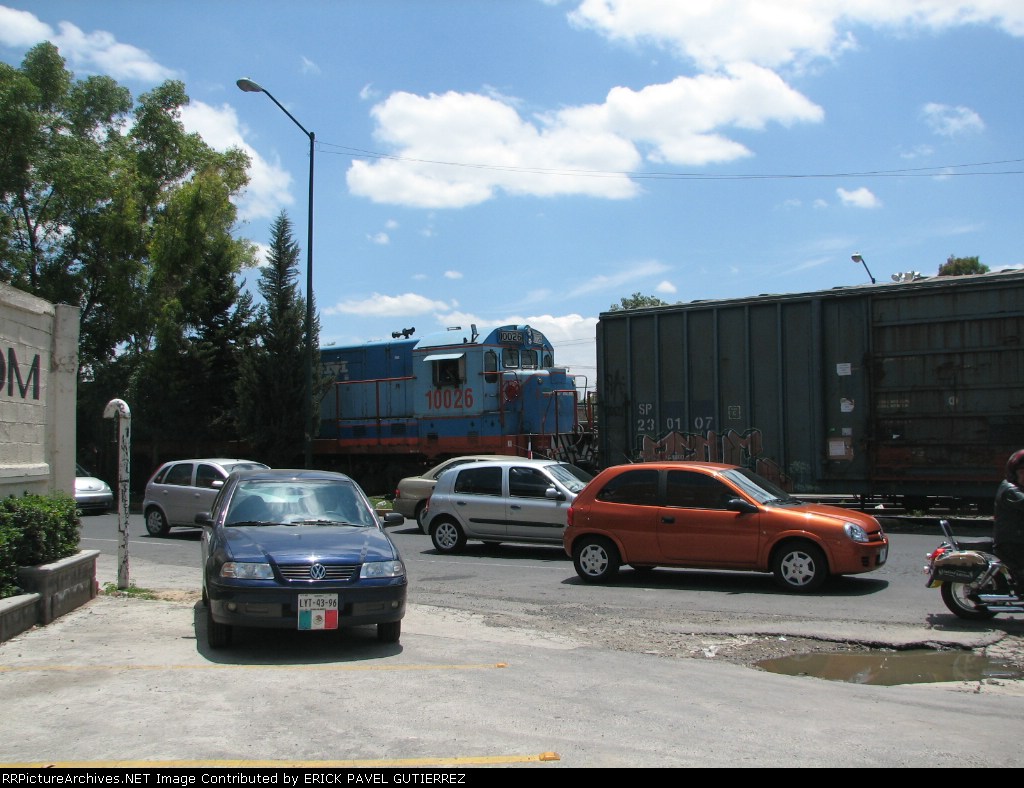 MANIOBRAS DE FNM 10026